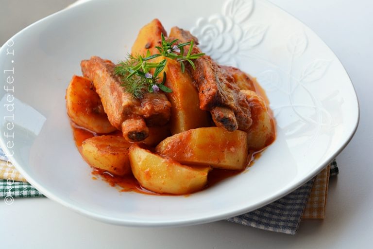 Coaste de porc la cuptor. Reteta delicioasa - Rețete Fel de Fel