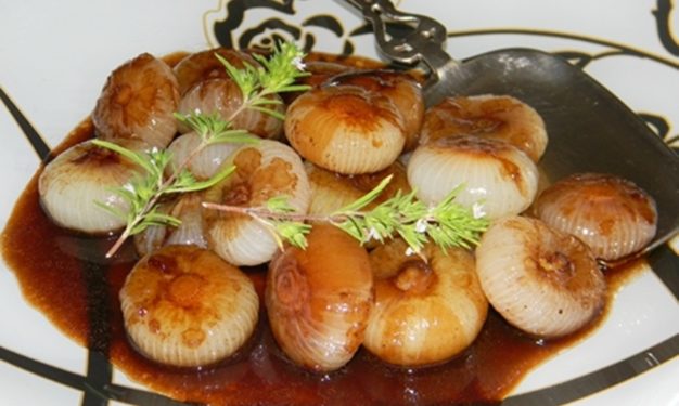 CEAPA IN SOS DULCE ACRISOR - Rețete Fel de Fel