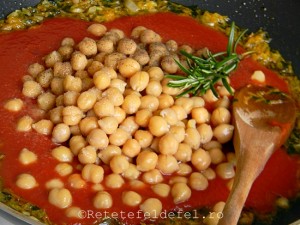 Paste cu naut in sos de rosii. Reteta de post - Rețete Fel de Fel