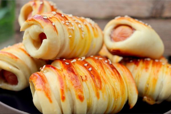 Covridog. Rețetă de crenvurști în aluat - Rețete Fel de Fel